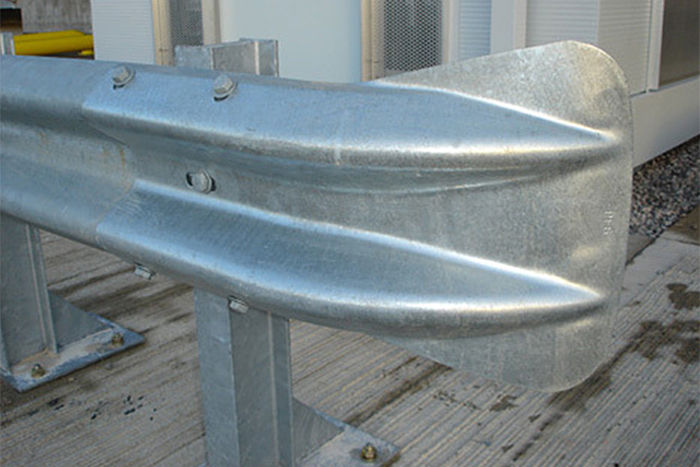 Armco crash barriers | Images