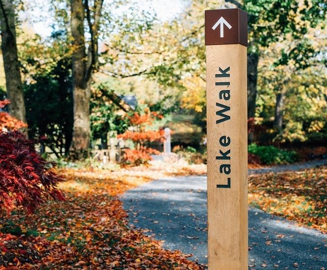 Grenadier™ - oak and aluminium waymarking post | Fitzpatrick Woolmer