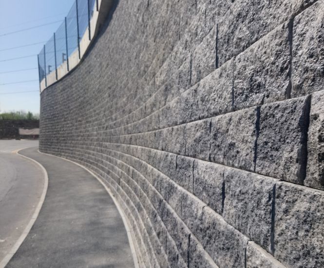 MacWall® - Segmental blockwork retaining wall system | Maccaferri