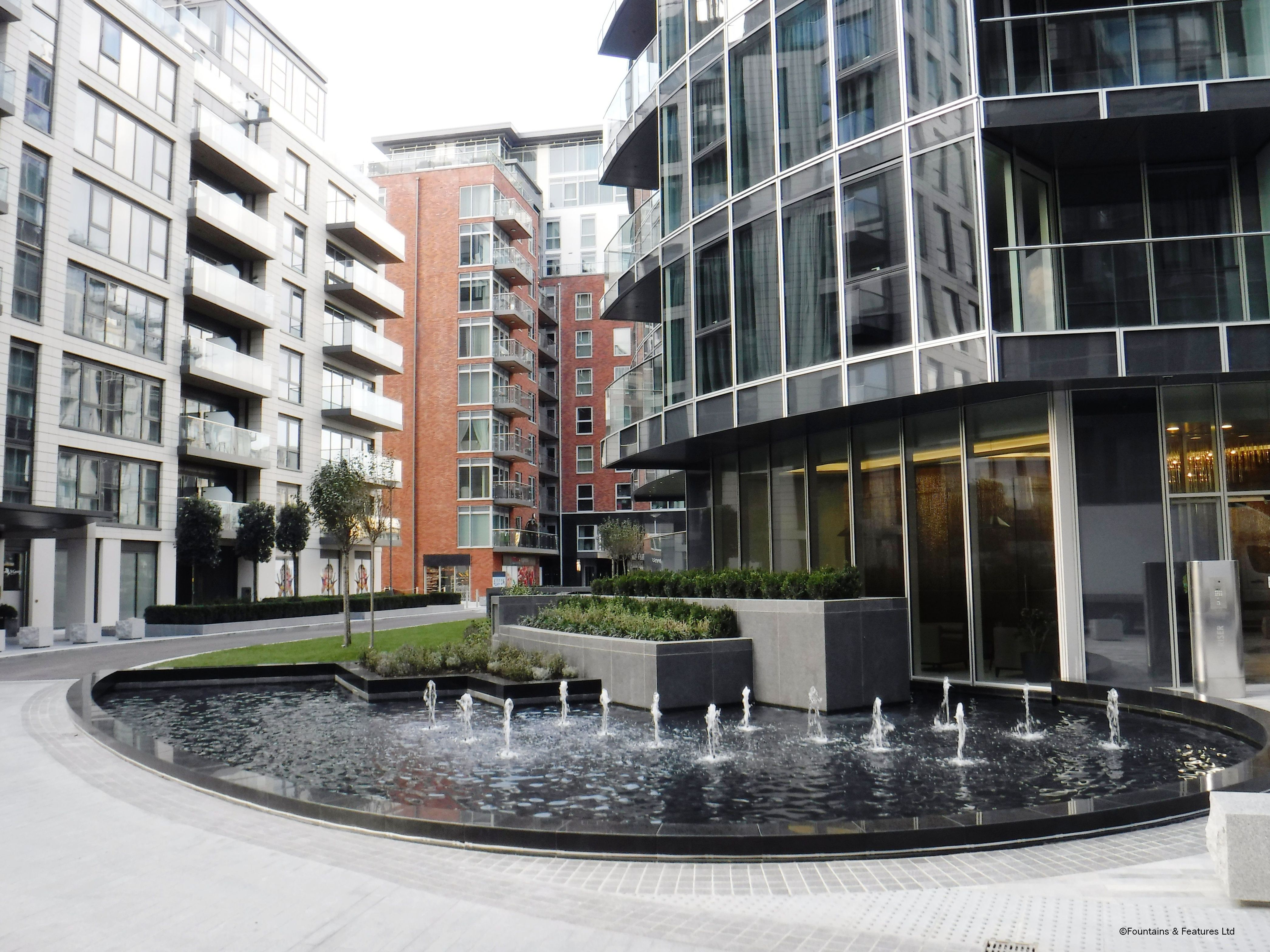 Water Wall & Jet Pools - Battersea Reach | Fountains & Features Ltd ...