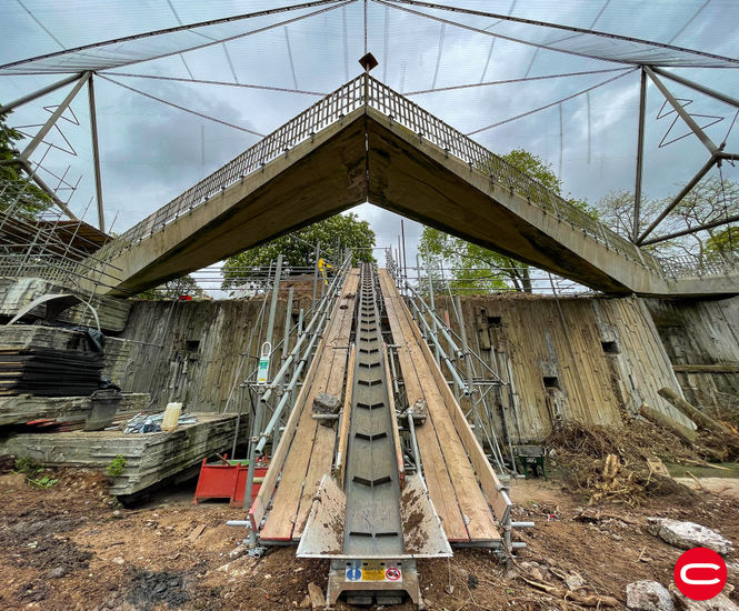 EK450 conveyor and hopper for topsoil transportation | Coveya