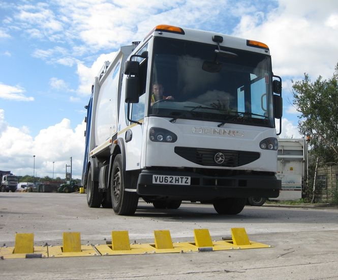 Alligator Jaws - traffic direction restrictors | Entry Parking Posts