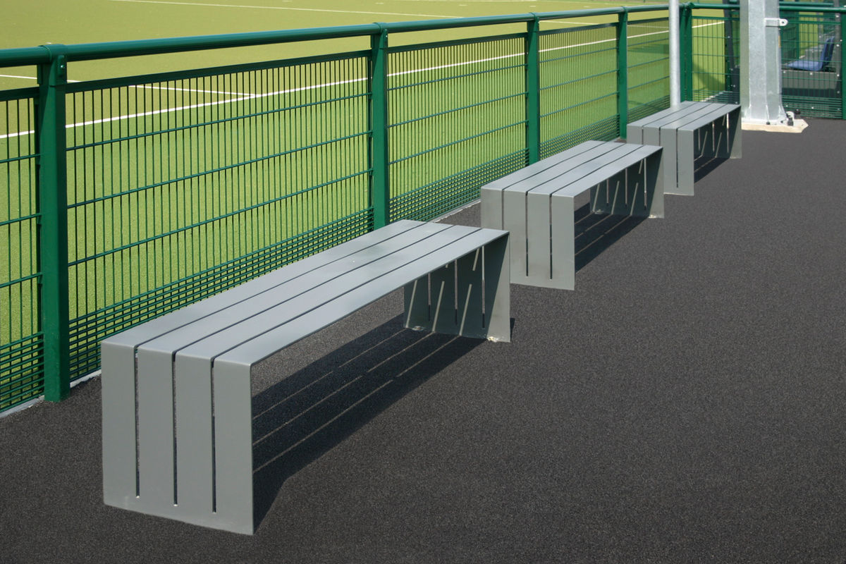 BLOC contemporary steel bench | Images