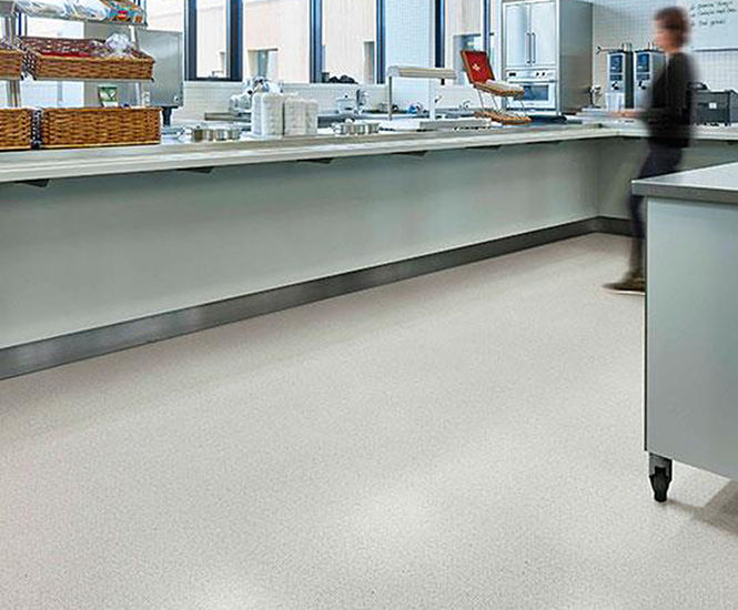 Safestep R12 vinyl flooring | Forbo Flooring Systems