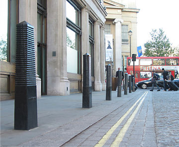 Cast iron bollards | EXTERNAL WORKS