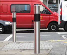 Stainless steel bollards | EXTERNAL WORKS