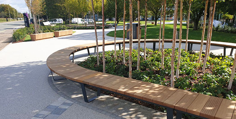 Images for Bespoke contemporary outdoor seating - Winnersh Triangle