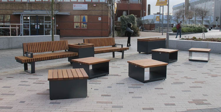 Railroad - modular timber seating and planter system | Furnitubes | ESI ...