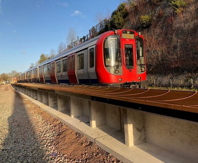 WHIS®wall low noise barrier with steel diffractor | Gramm Barrier Systems