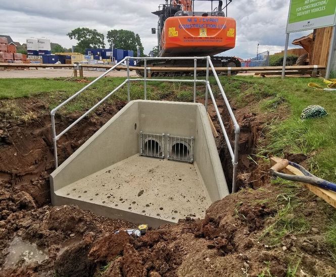 Headwalls in attenuation ponds | Althon
