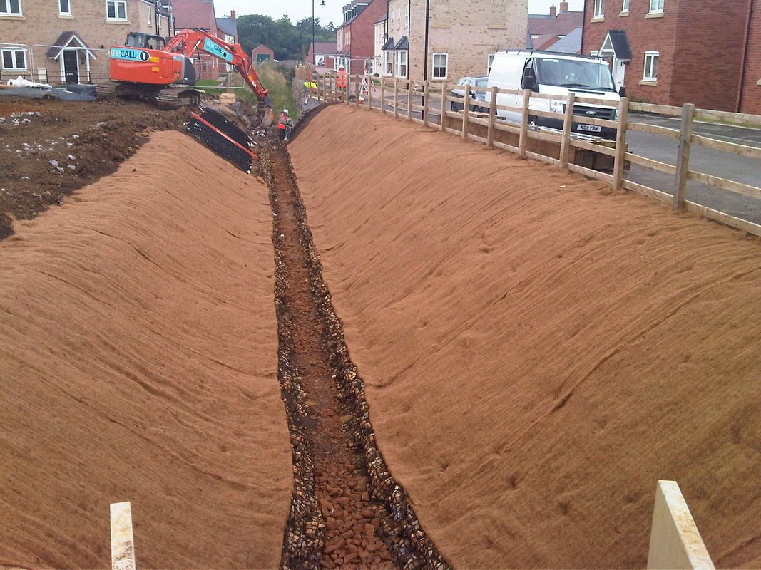 Images for Eromat™ Unseeded Erosion Control Blankets