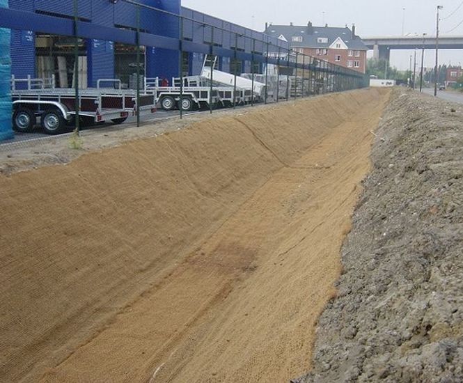 Embankment Mat heavy-duty erosion control blankets | Greenfix Soil ...