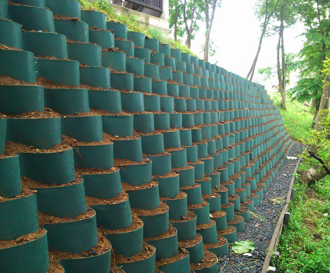 Geoweb® Earth Retention System (MSE Wall) | Greenfix Soil Stabilisation ...