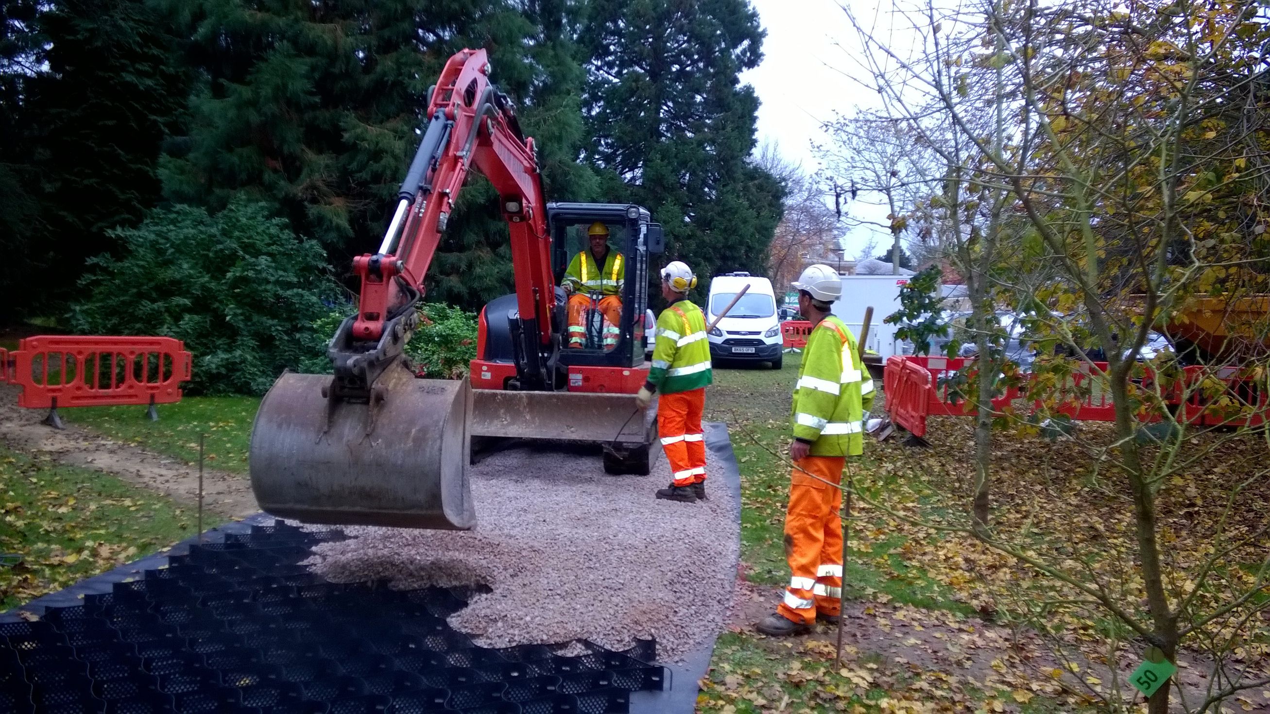 Geoweb® tree root protection system | Greenfix Soil Stabilisation ...