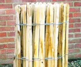 Cleft chestnut fencing | Jacksons Fencing | ESI External Works