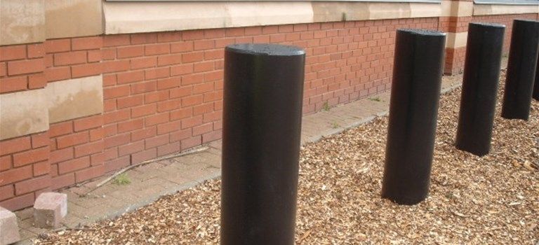 Images for Harrier PAS 68 static bollard