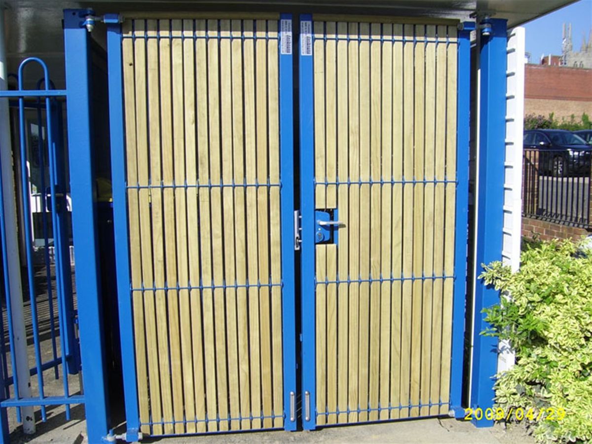 EuroGuard® Combi security fencing | Jacksons Fencing | ESI External Works