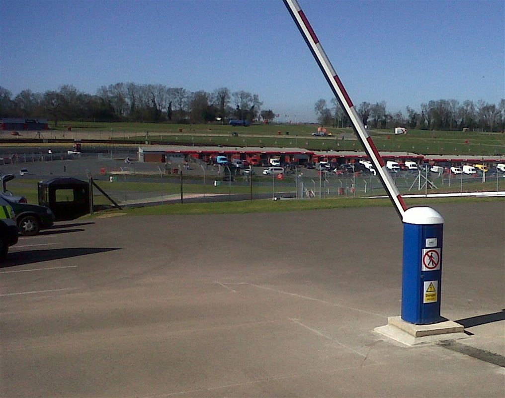 Images for Automatic rising arm barriers