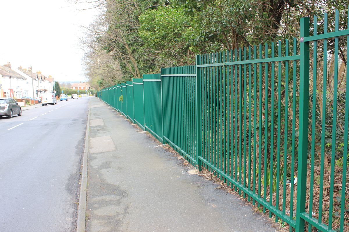 Images for Vertical bar fencing secures golf club perimeter