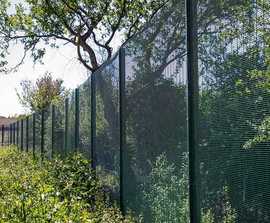 Security ball-stop fencing secures sewage treatment site | Jacksons ...