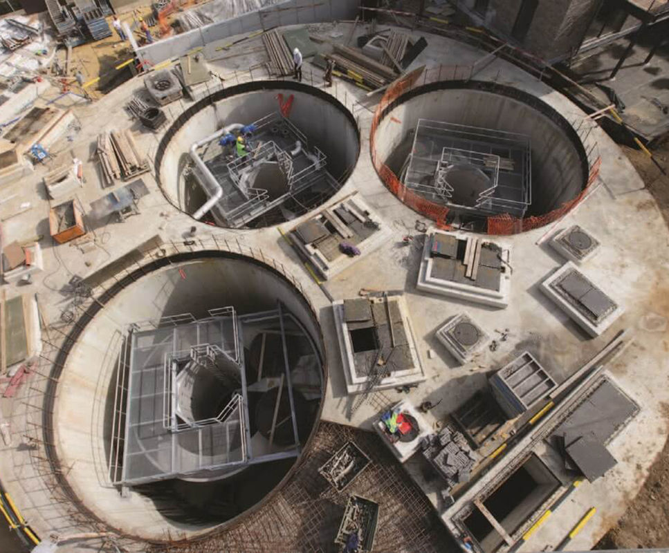 Storm King® Overflow hydrodynamic vortex separator and screen | Images