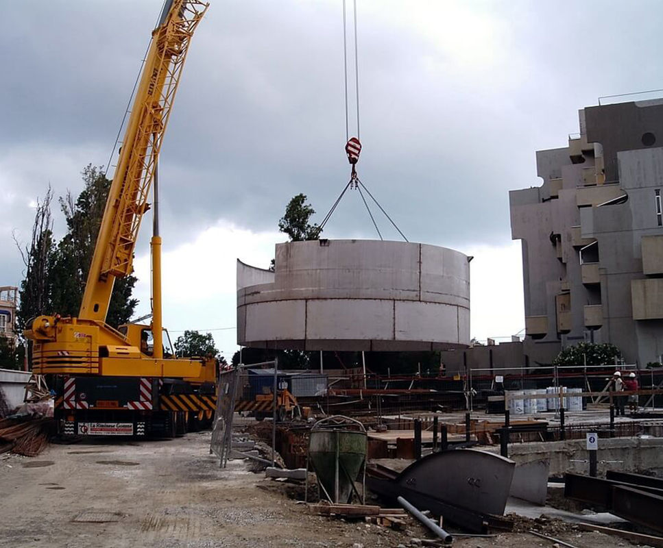 Storm King® Overflow hydrodynamic vortex separator and screen | Images