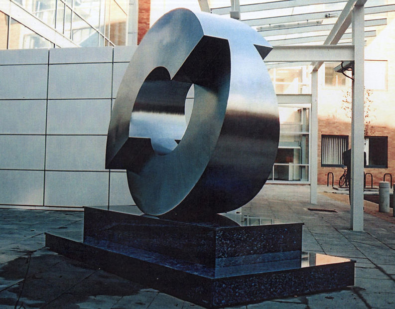 Helios stainless steel sculpture for hospital grounds | Images