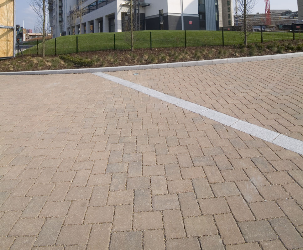 Priora permeable concrete block paving system | Images