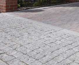 Conservation X Sett Paving - granite like concrete setts | Marshalls ...