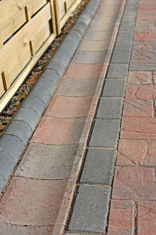 Images for Keykerb - small element concrete kerb system