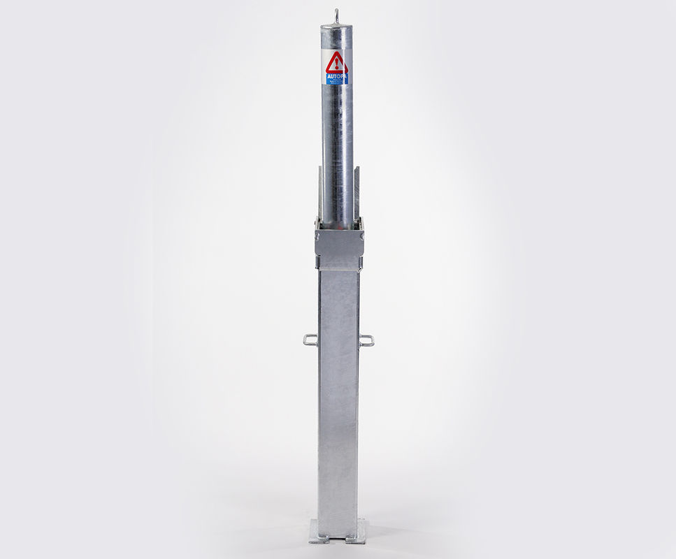 RetractaPost-GL 500 - galvanised steel retractable post | Images