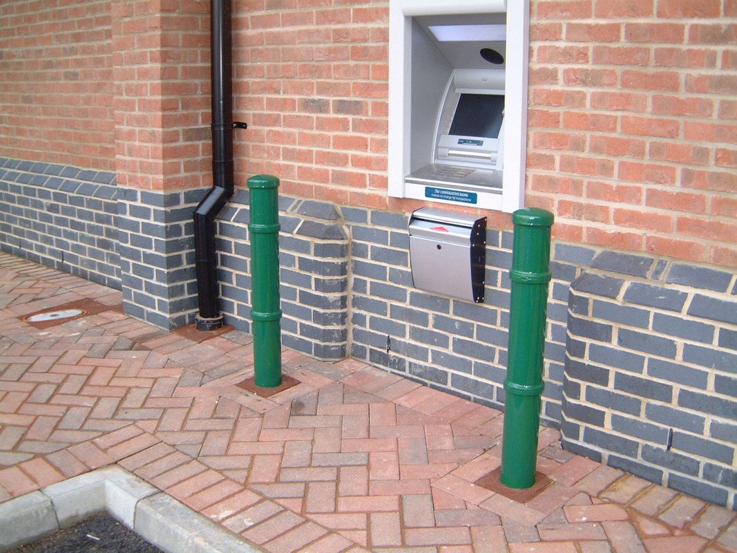 Images for GFC4000 - steel bollard, cast iron cap & rings, 114 dia