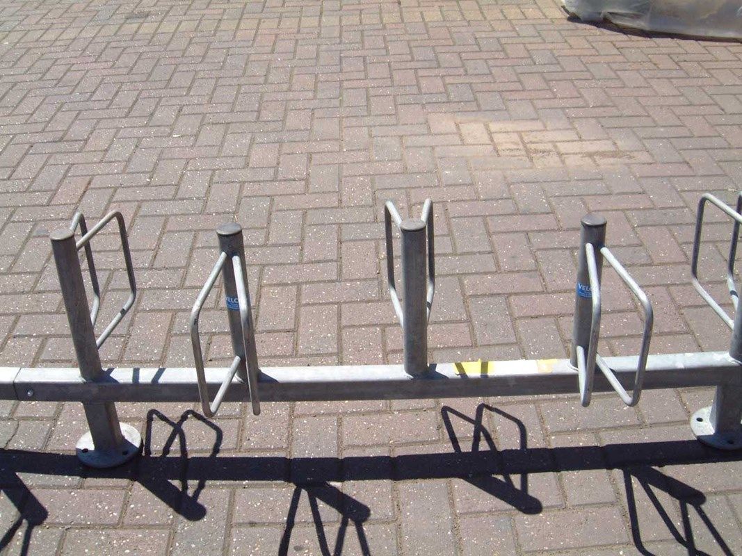 Type C - double-sided floor-mounted cycle rack | Images