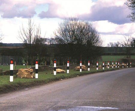 Allegrini - UV-resistant plastic verge marker | AUTOPA | ESI External Works