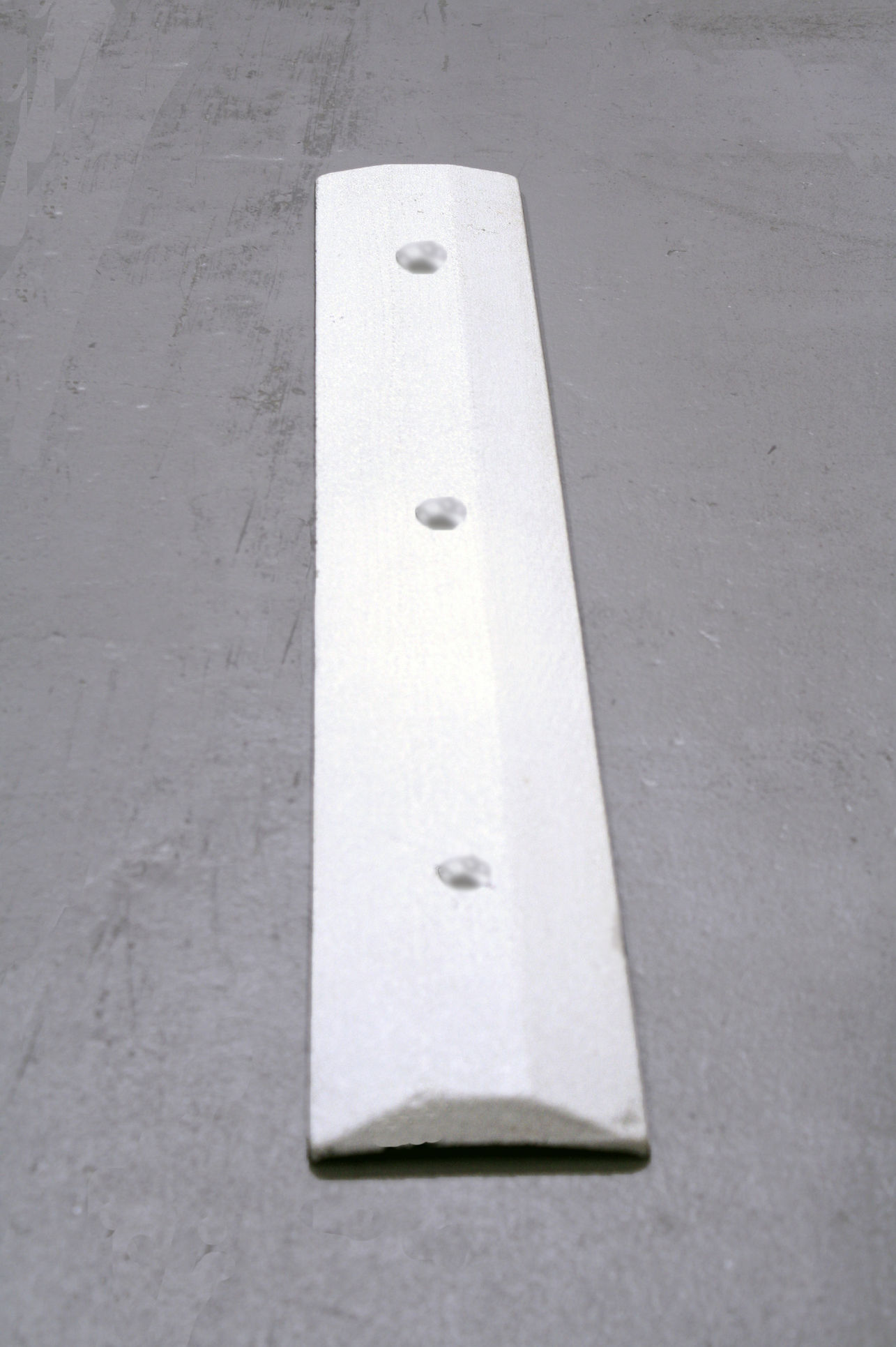 Raised Line Delineator | Rediweld Traffic Products | ESI External Works