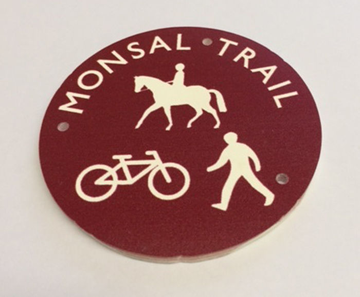 Waymarker posts and discs | Images