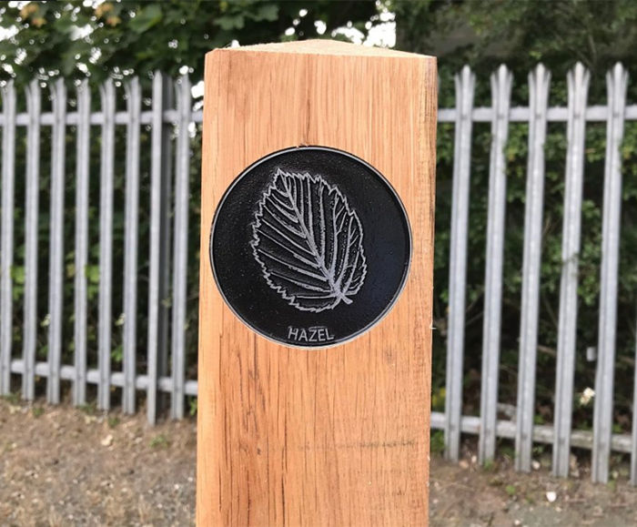 Waymarker posts and discs | Images