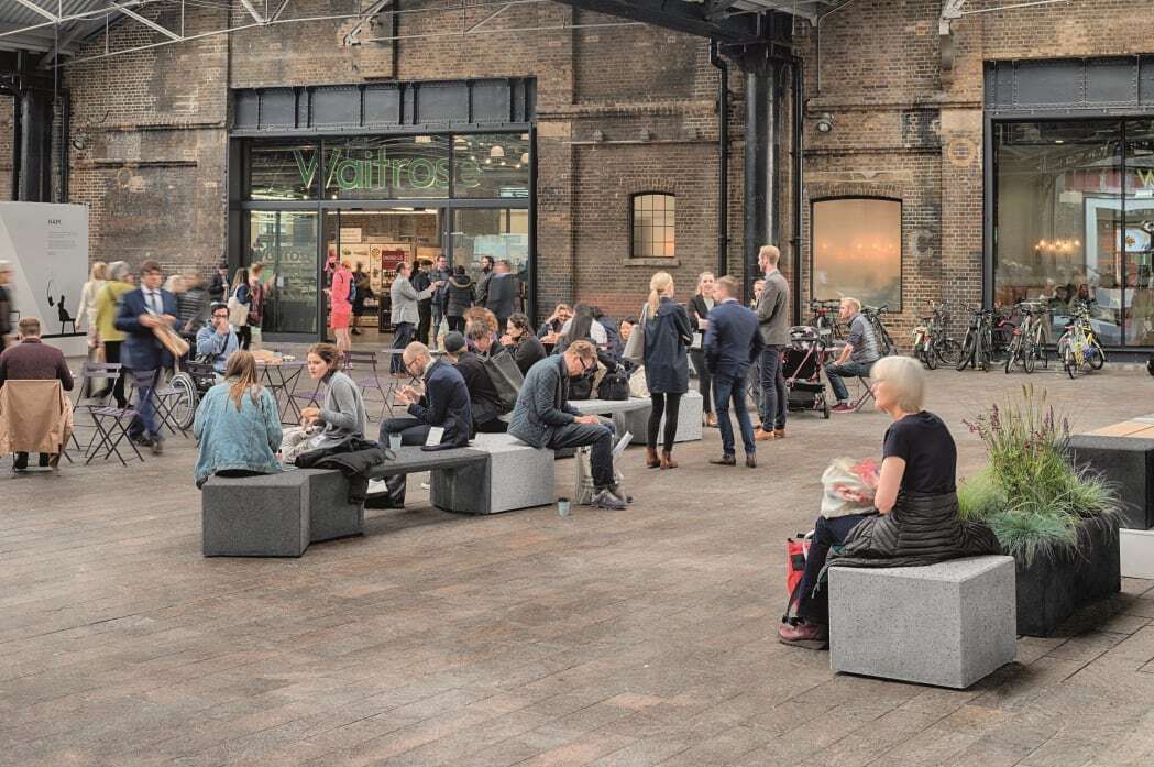 Tenplo Hollow Bench - modular concrete seating | Images