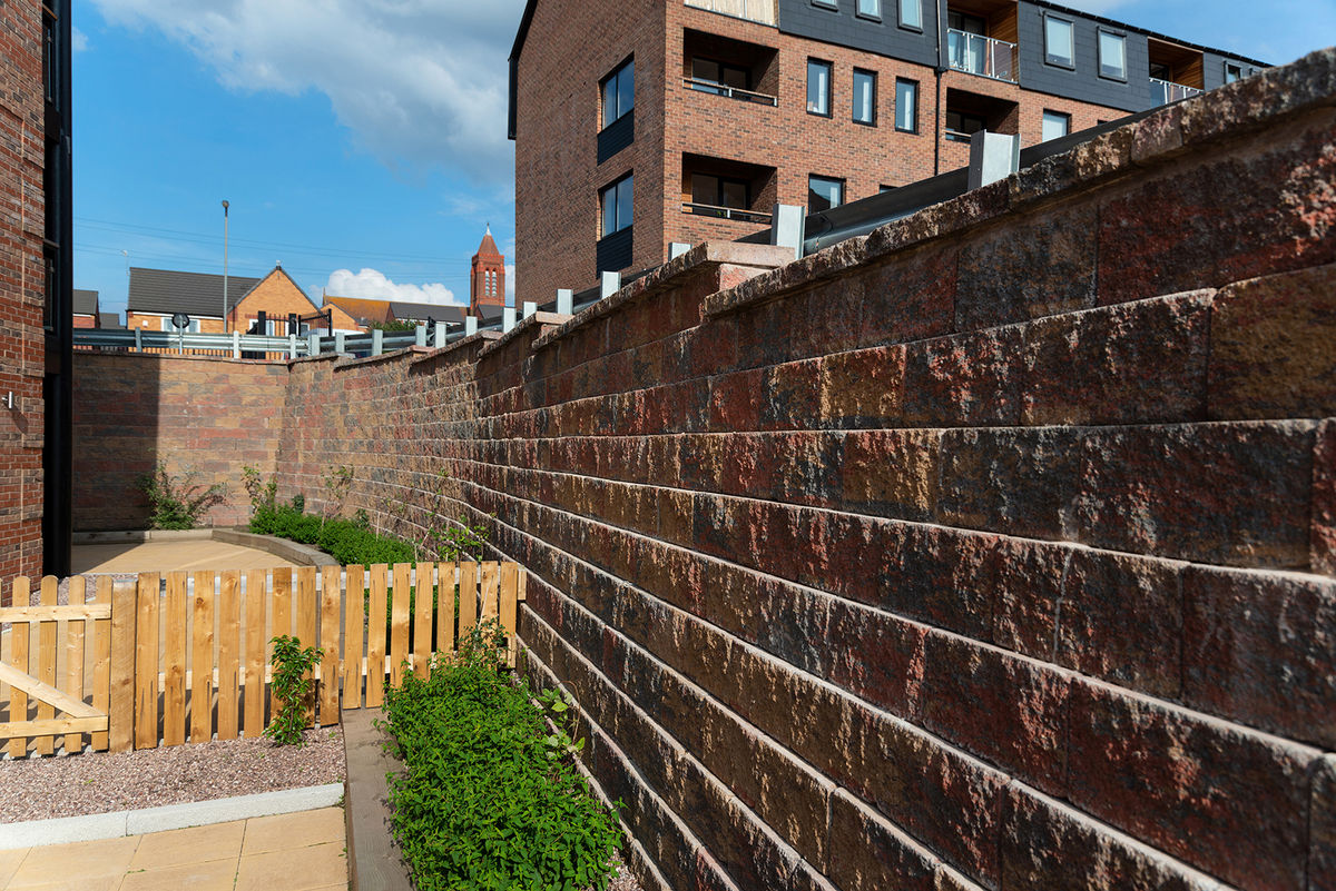 Secura Grand concrete retaining walls | Tobermore | ESI External Works