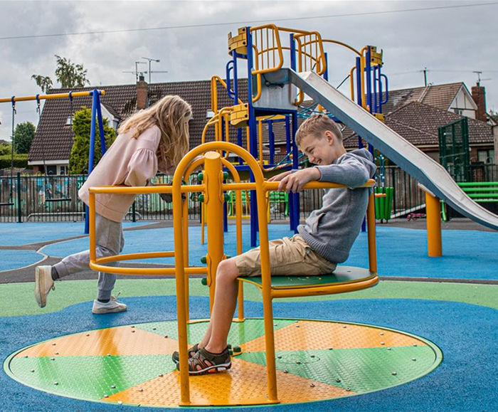 Swirl roundabout | Wicksteed Playgrounds | ESI External Works