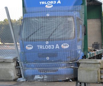 Rigid mesh high security fencing | EXTERNAL WORKS