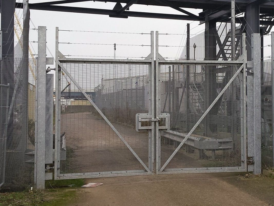 Images for 358 vehicle gates