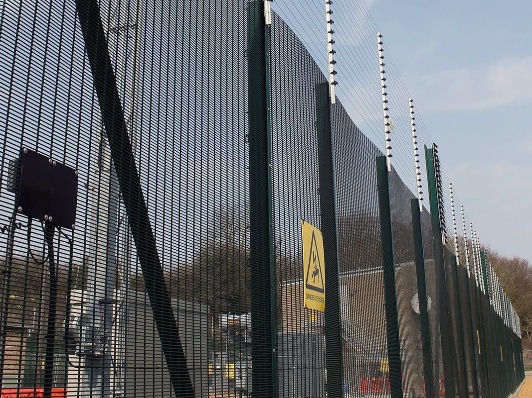 Images for HiSec Super 6 - CPNI high-security mesh fencing