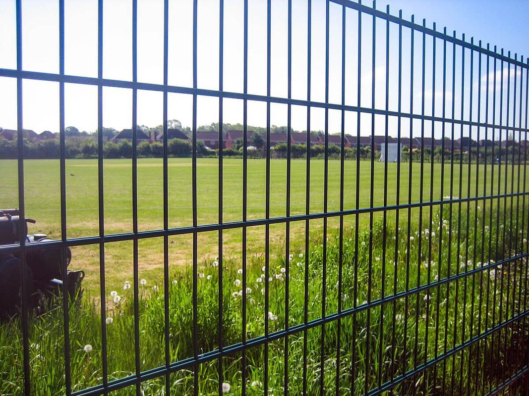 Duo6 - double wire rigid mesh perimeter fencing system | Images