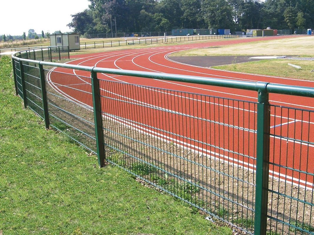 Steel spectator rails for sports areas | Images