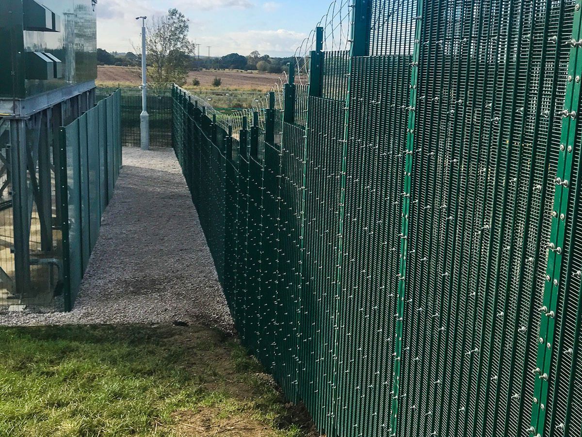 Corrusec SR3 - high security corrugated mesh fencing | Zaun | ESI ...