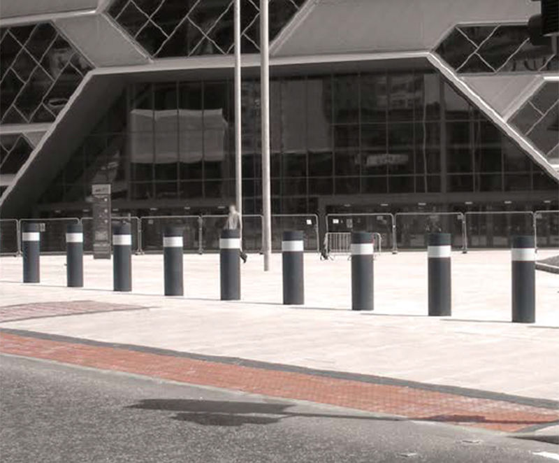 Images for Avon Scimitar 75/50 high-security static bollard