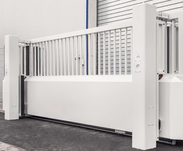 Tracked sliding gates | EXTERNAL WORKS