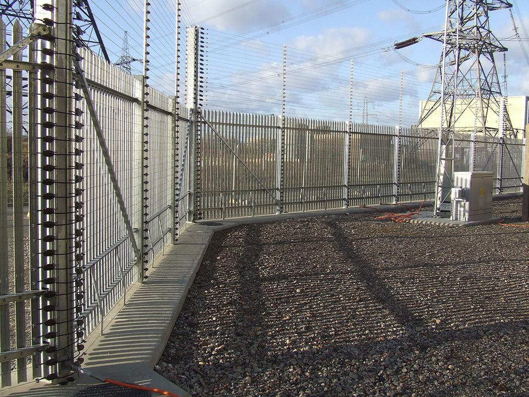 Fencing enhances boundary protection for National Grid | Images