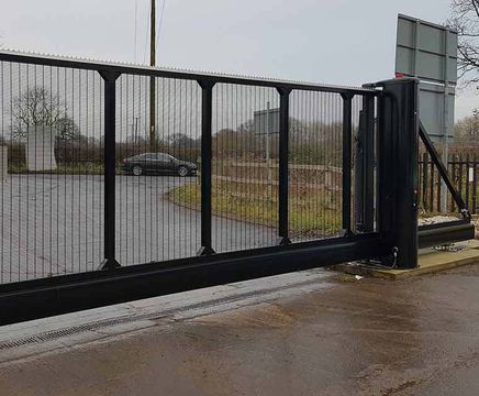 Steel pedestrian gates | Centrewire
